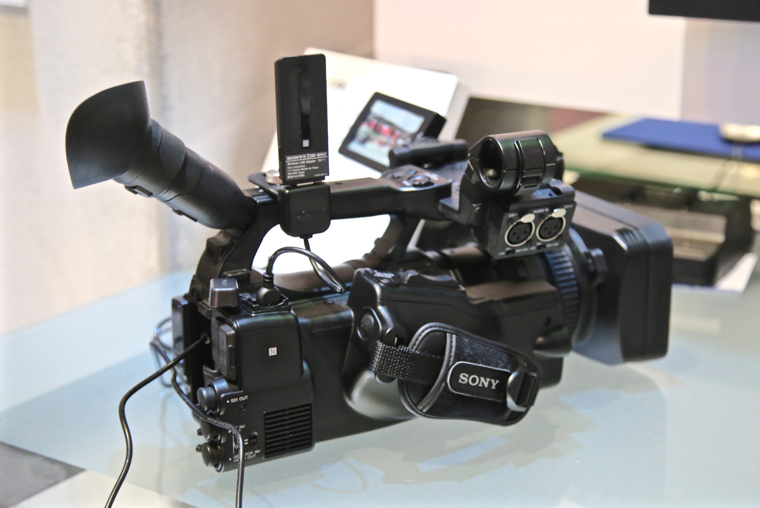 Mediakwest - Reportage connecté avec le workflow IP wireless du Sony ...