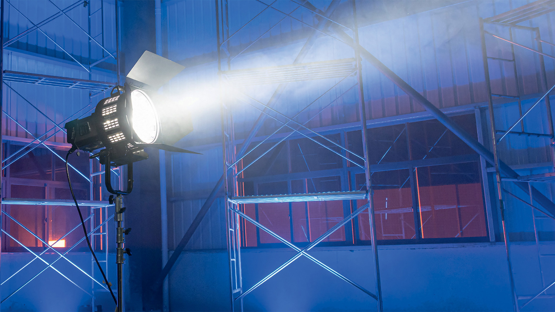 Mediakwest - Evoke 1 200 de Nanlux, la puissance de la Led