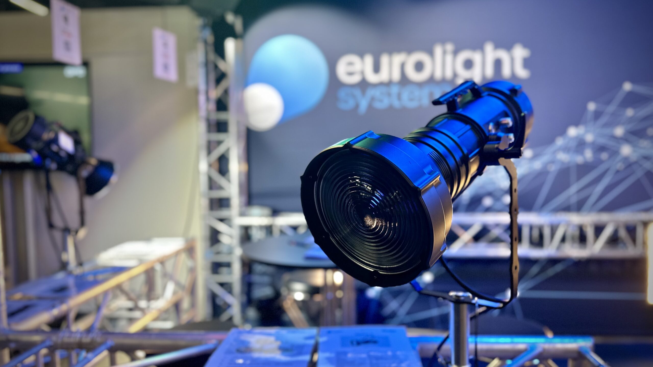 Mediakwest - Micro Salon AFC 2024 : Eurolight met Maxima sous le feux ...